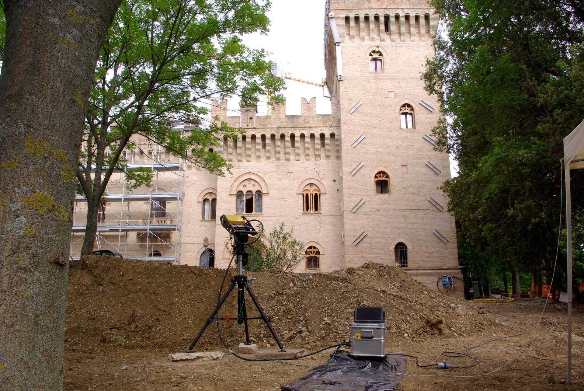 Consolidation of foundation soil – Castello a Tolentino