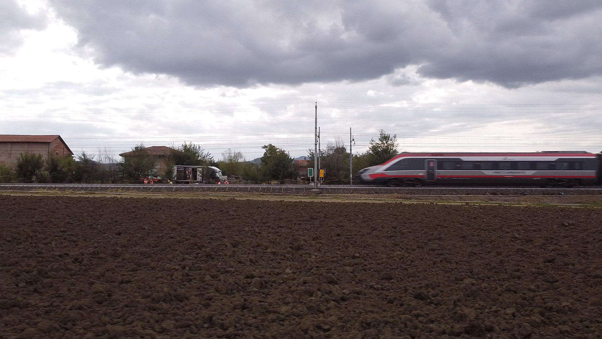 Consolidation of the railway embankment of the high-speed line